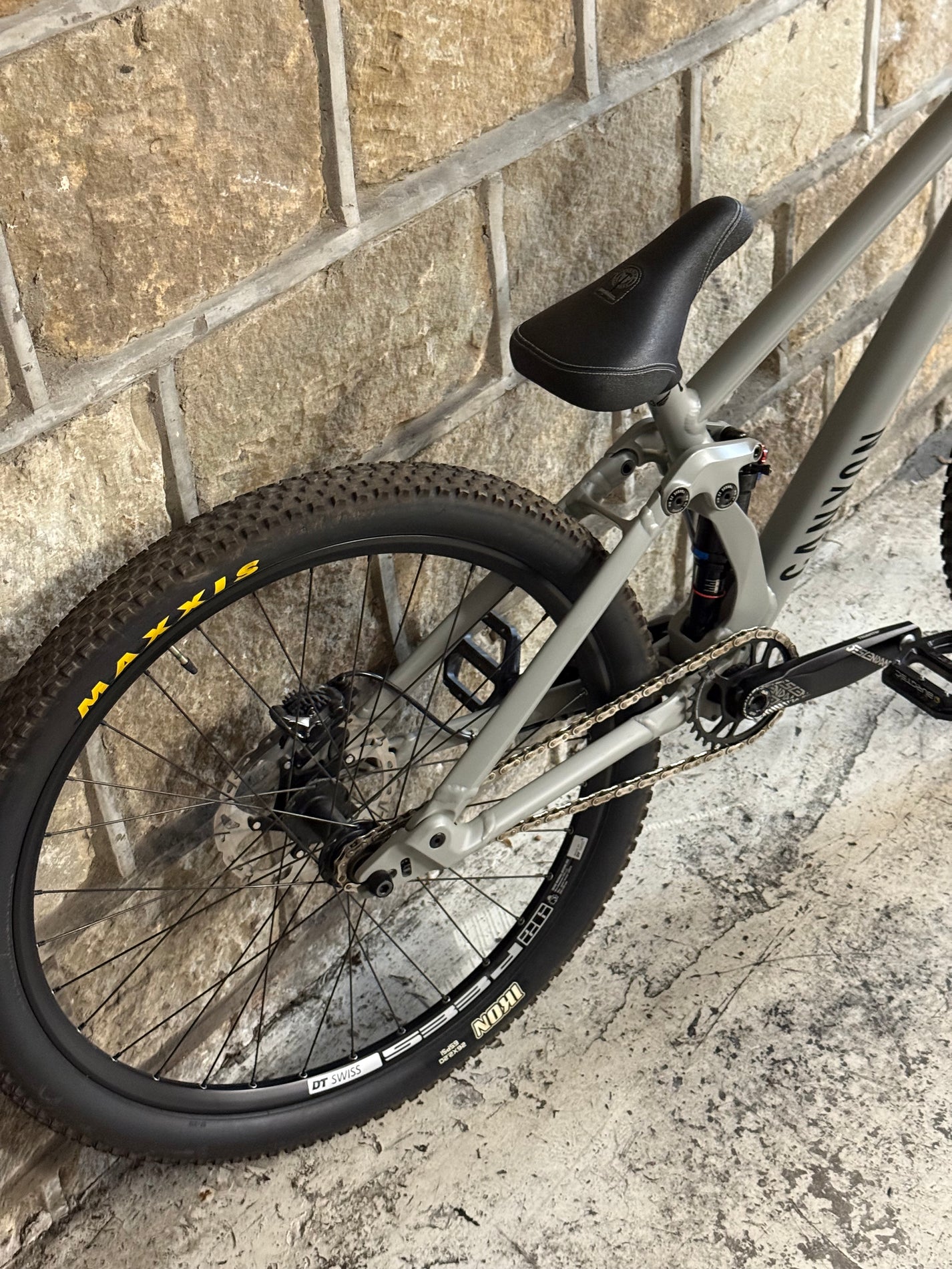 Custom Canyon Stitched 720 Slopestyle Dirt Jump Bike 26” – CustomMTB.co.uk